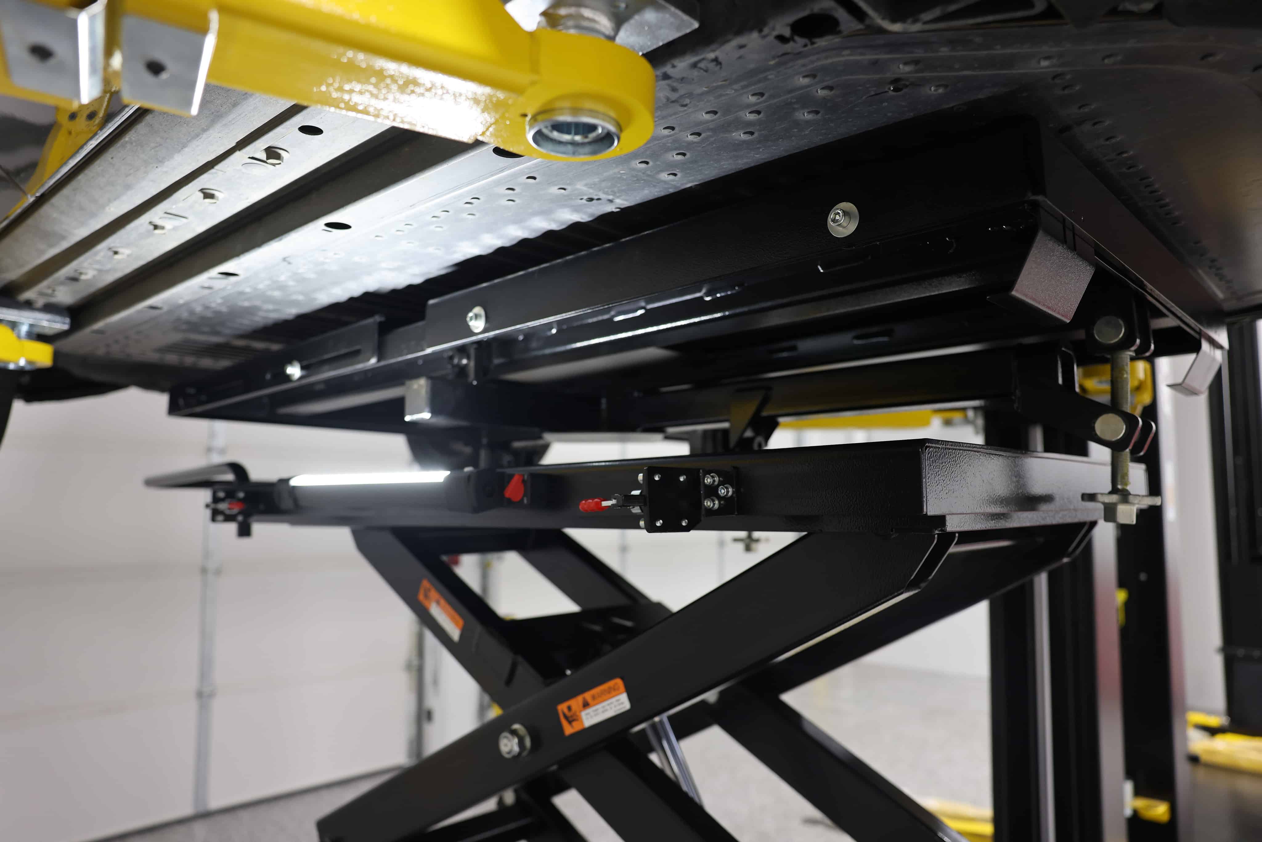 3.3K Lift Table - Challenger Lifts