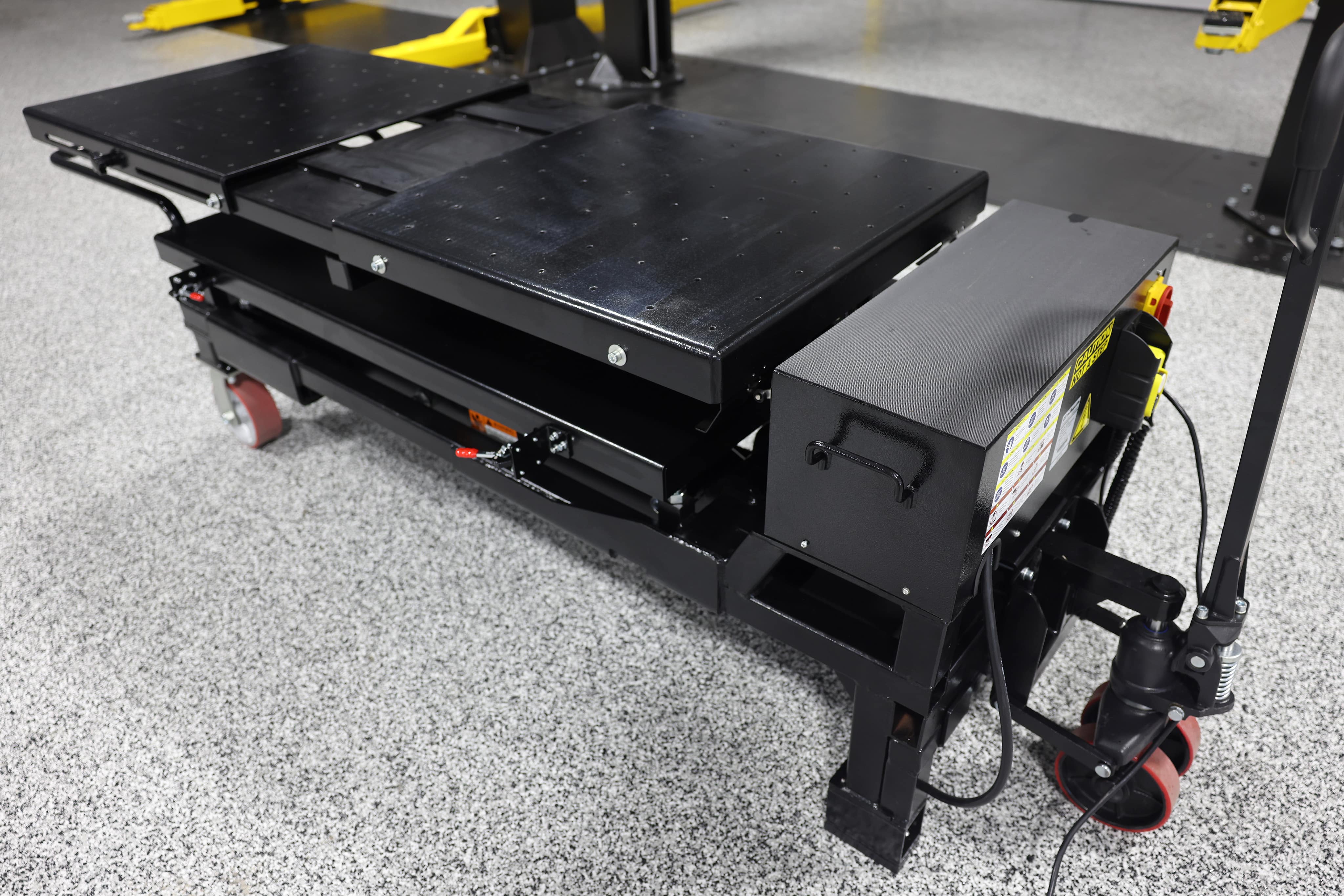 3.3K Lift Table - Challenger Lifts