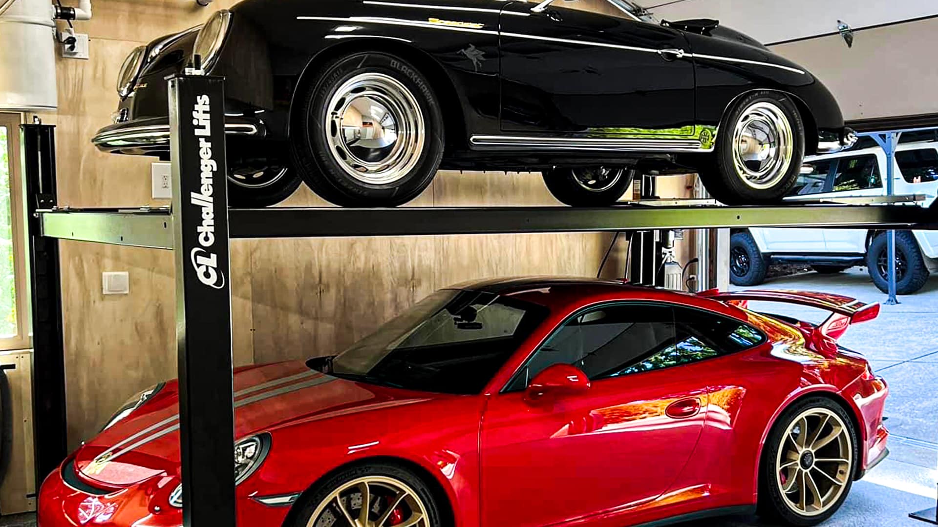 new hero 1 - Challenger Lifts