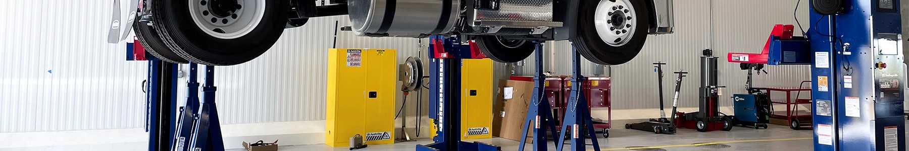 Challenger Lifts | Industry-Leading Car Lifts & Lifting Solutions